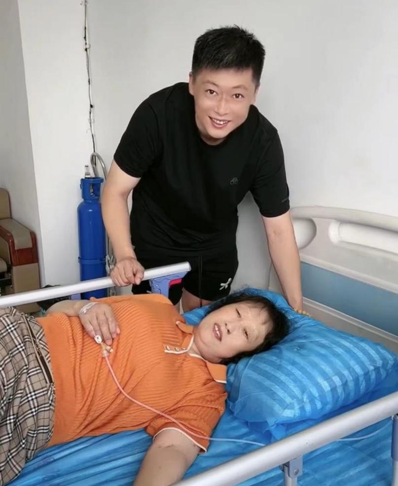 Zhao Benshan's apprentice He Shufeng sparked controversy! Laughed in ...