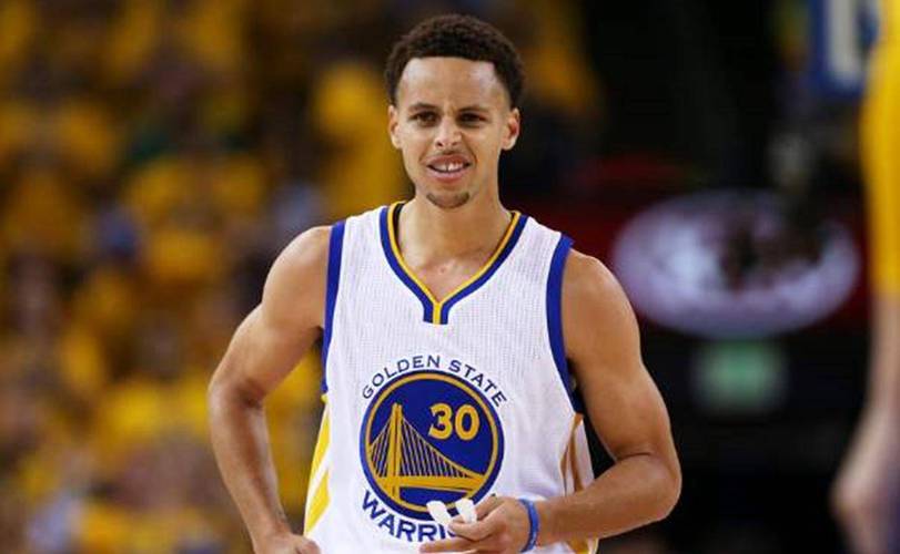 How did Curry play in the playoffs last season?Is Curry the best ...