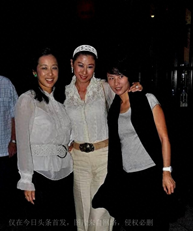 Courage is commendable: Zhu Lingling once again left the wealthy family ...