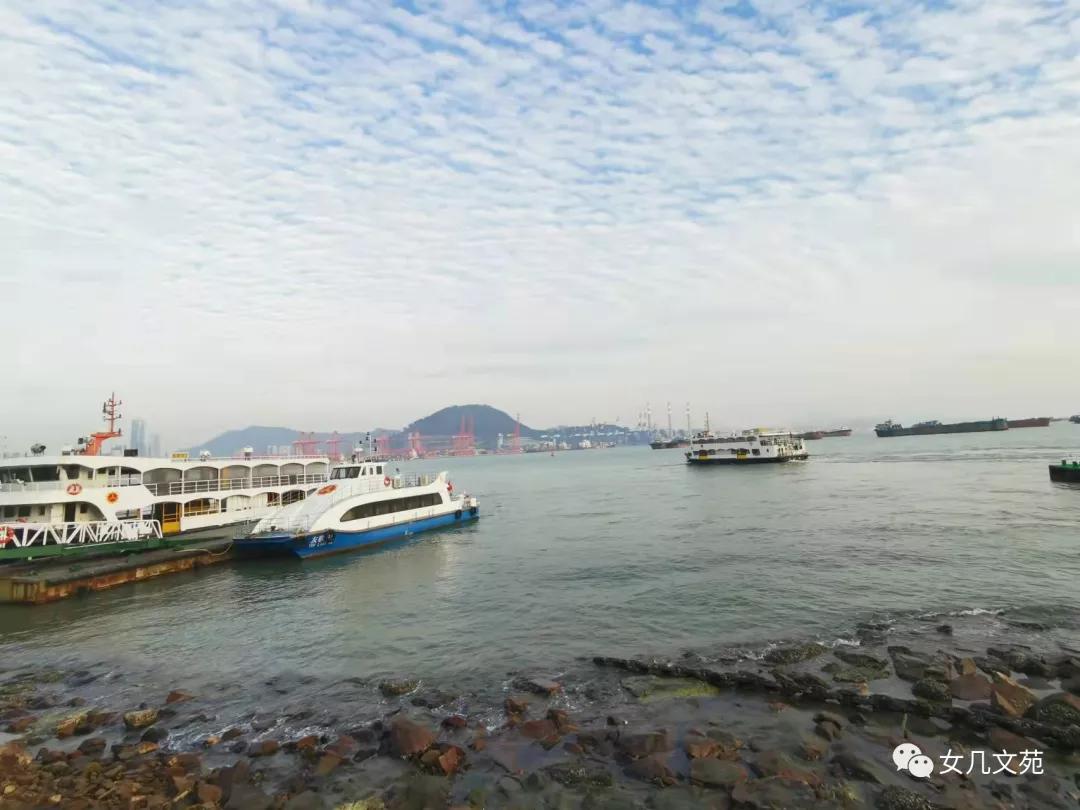 Lingdingyang on Mazhou Island (female prose) - iNEWS
