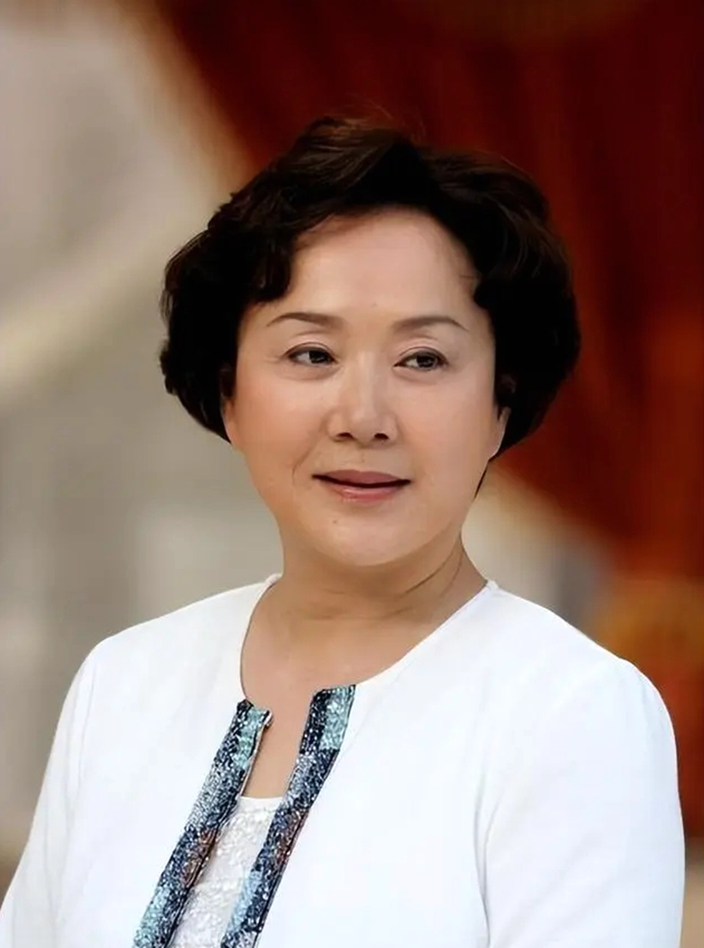 Shanghai Film Actors Yan Yongxuan, Cui Yueming, and Wu Jing recently appeared. She was in her ...