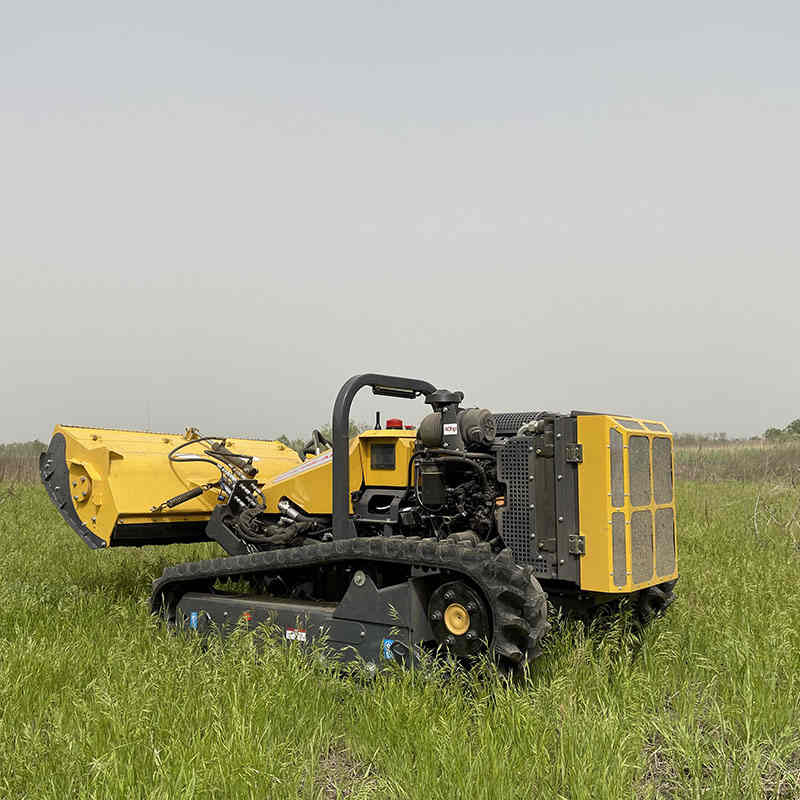 Remote Control Slope Protection Lawn Mower That Can Work on Steep ...