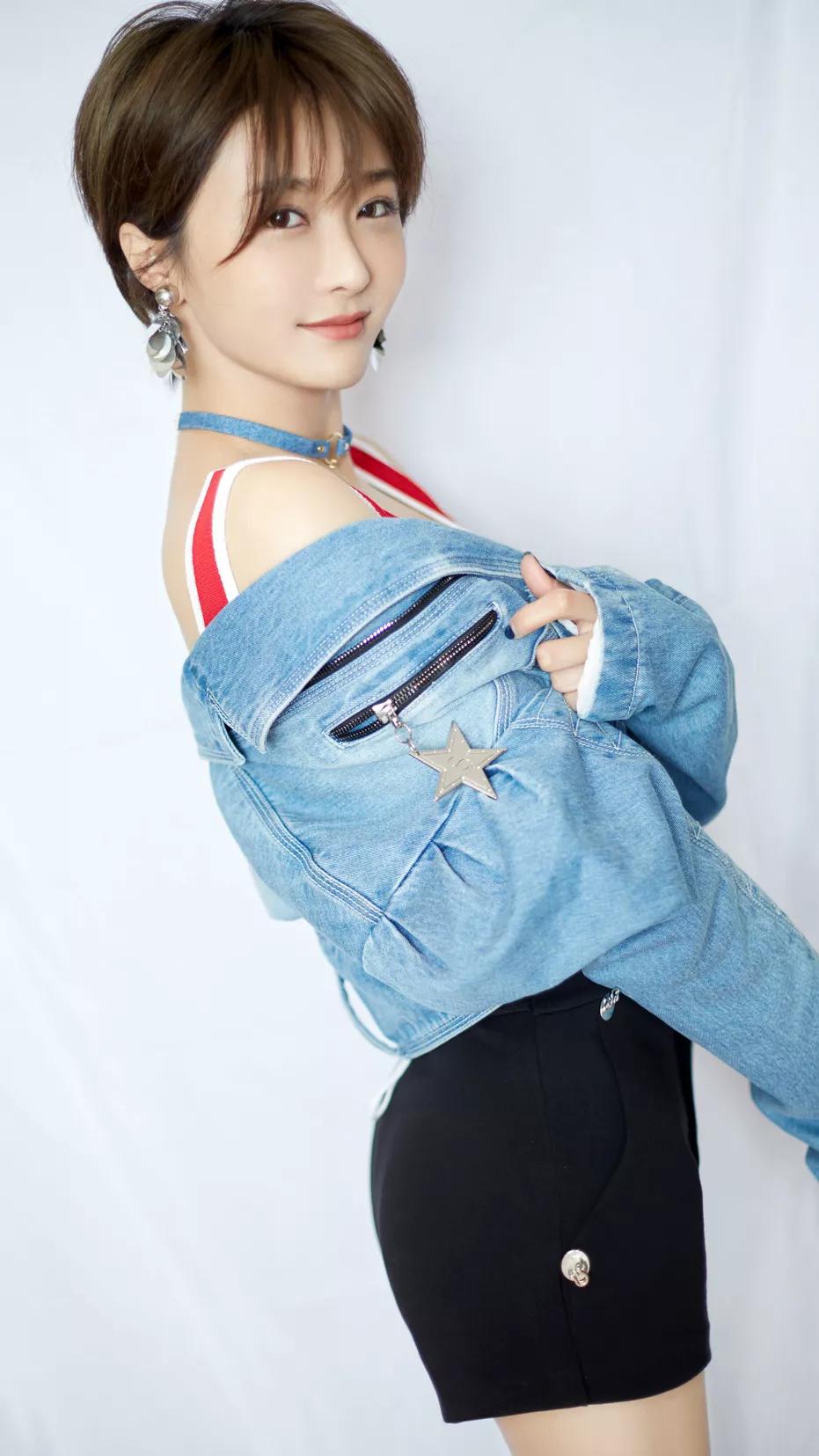 Fresh and beautiful beautiful singer, Chen Bing - iNEWS