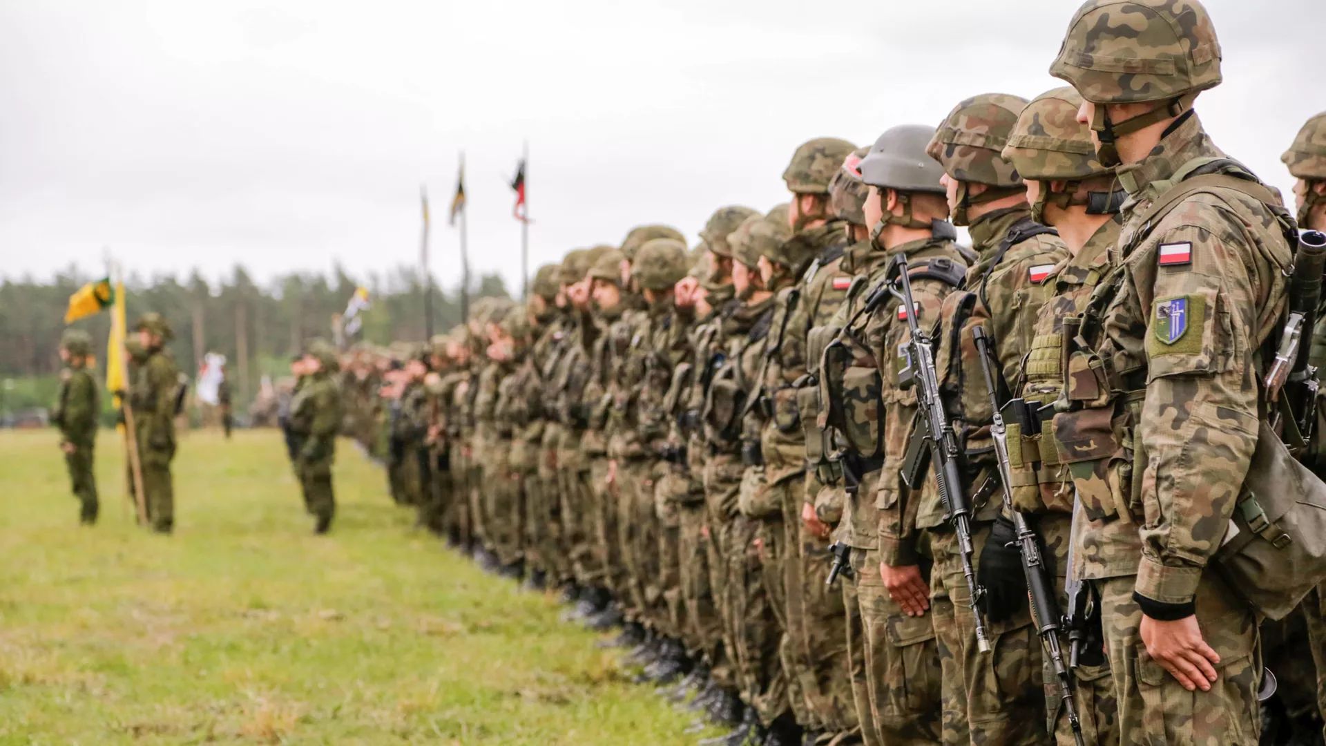 Poland plans to build the largest army in Europe, provoking Russia with ...