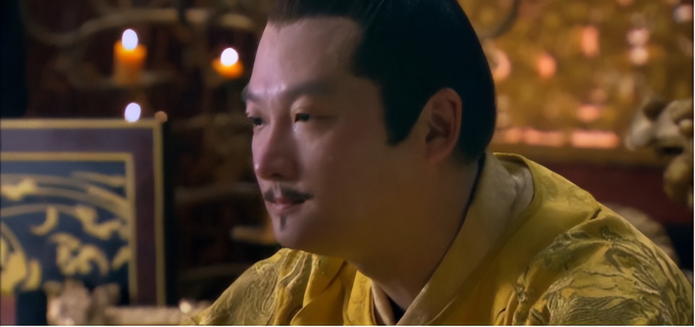 Was Zhao Kuangyin the first emperor to wear a yellow robe?Later Zhou ...