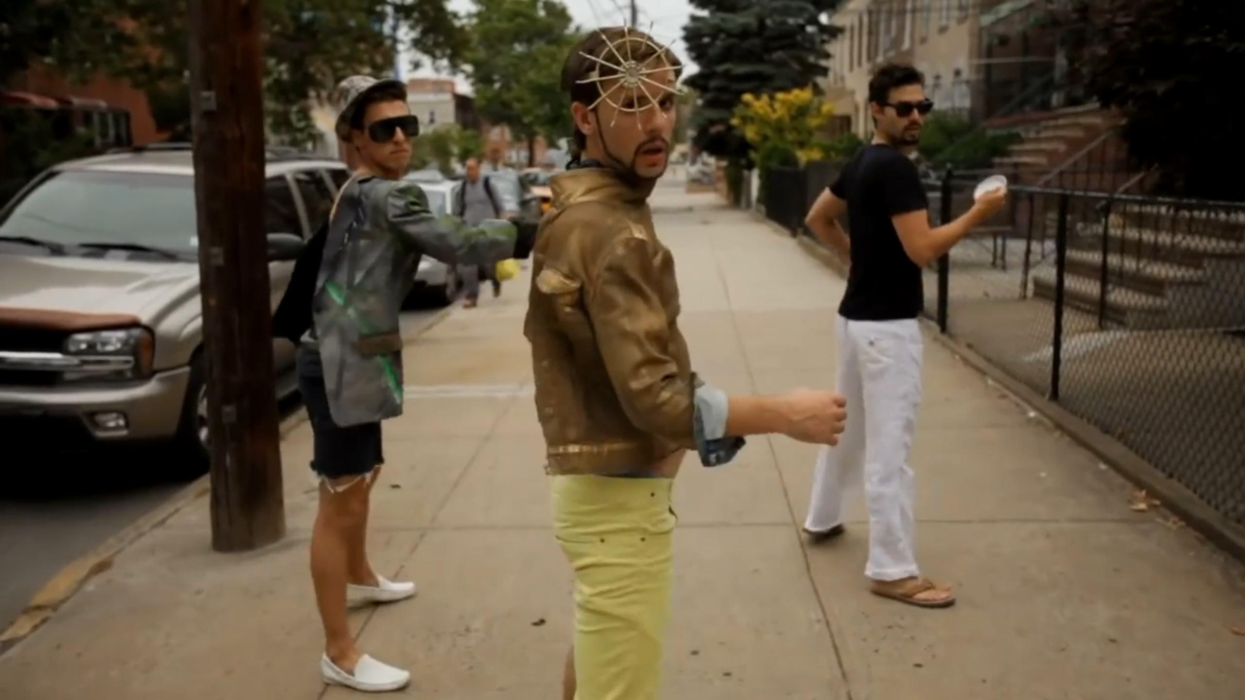 16 years of friendship broke!The Mystery of the Disappearance of the ...