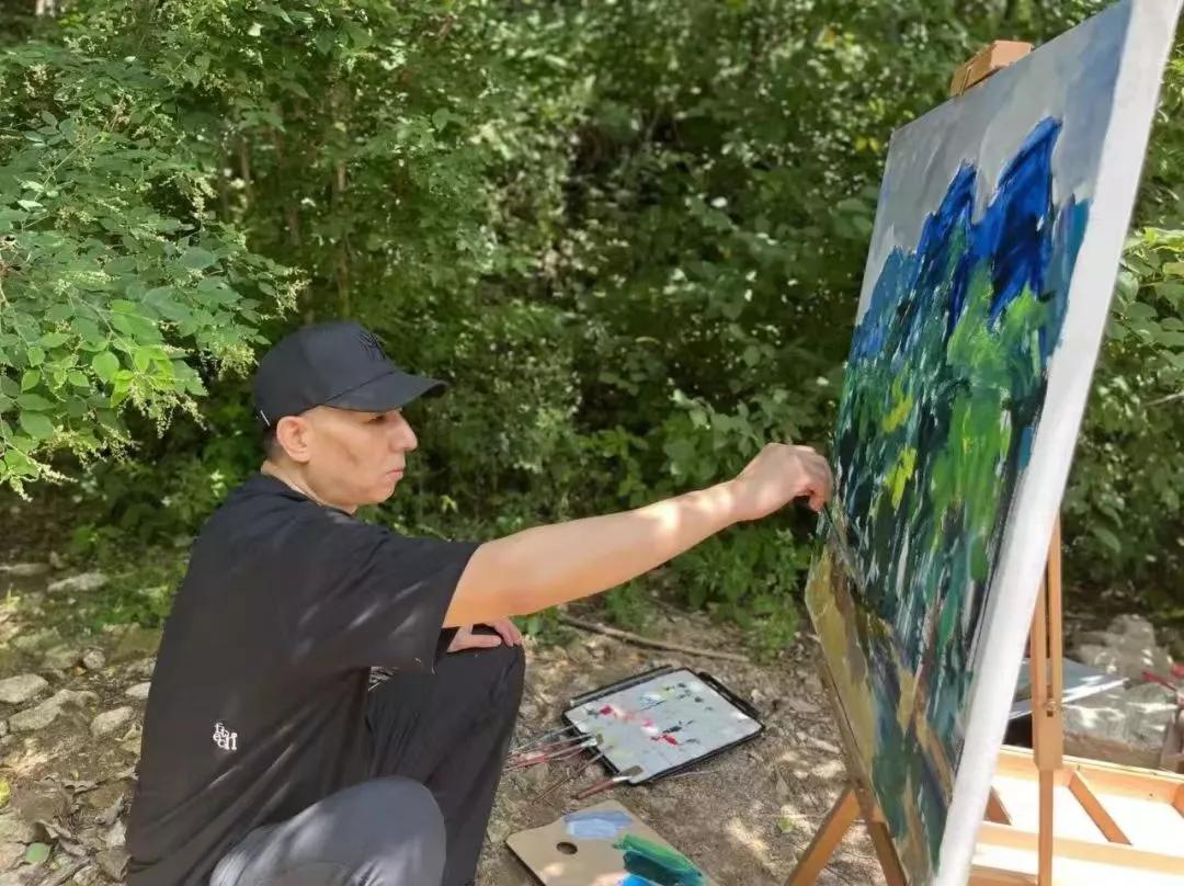 Xing Qingxin's "Born to the Sun" oil painting exhibition was held at ...