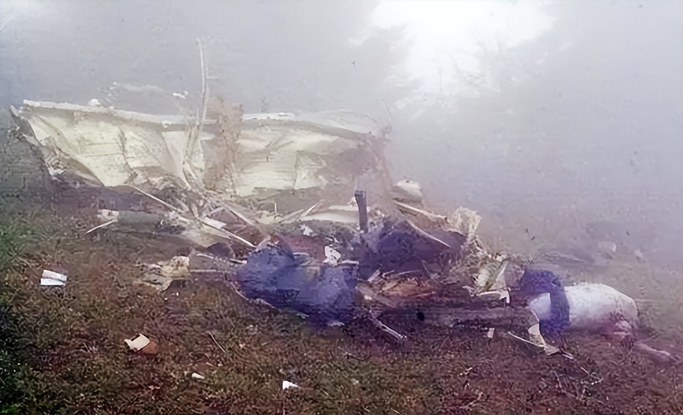 Gaddafi's fifth son, Mutassim, before his death, smoked a cigarette ...