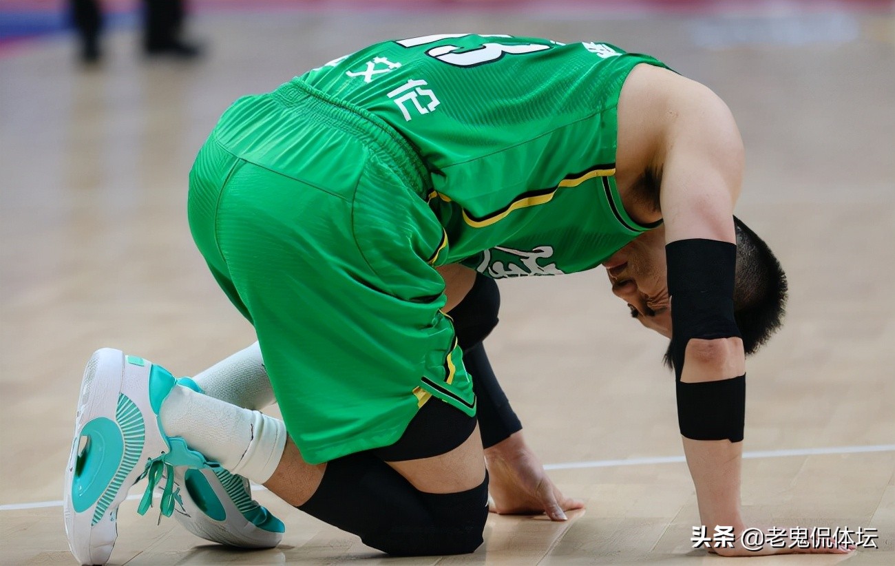 Yang Ming revealed that Han Dejun was injured, his face was deformed ...