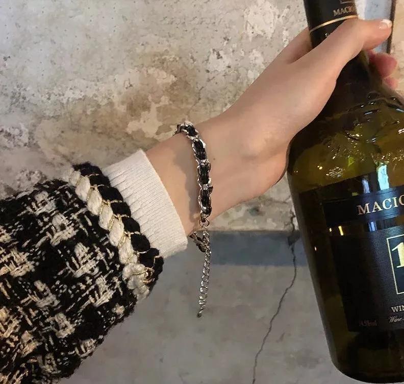 A Fallen Bracelet - iNEWS