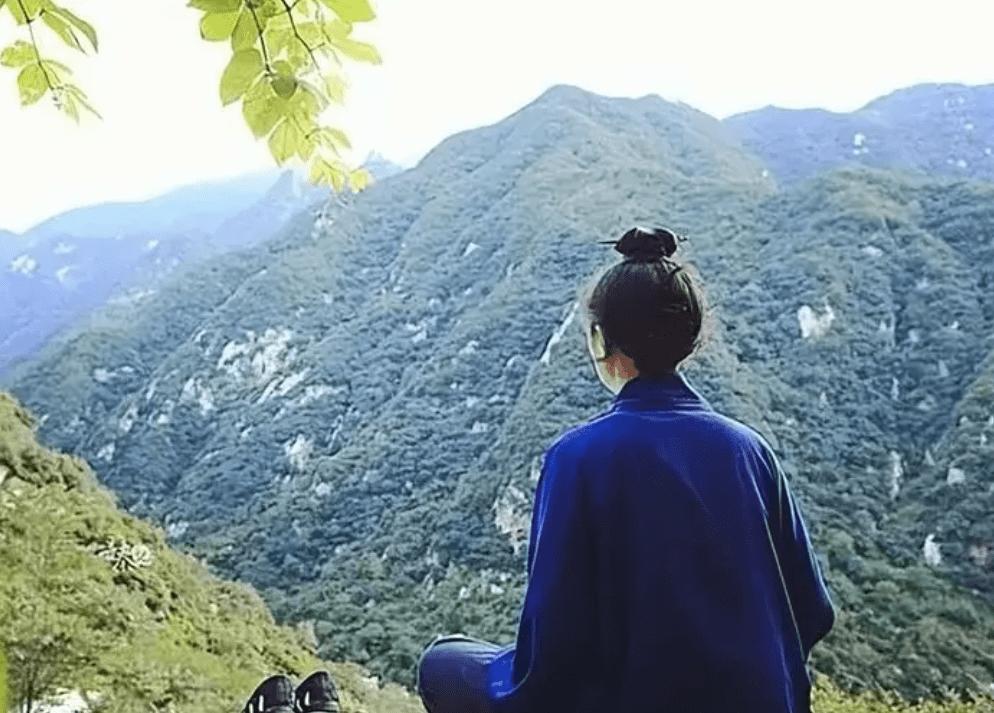 Wang Taozhen, a 23-year-old female Taoist priest in the Ming Dynasty ...