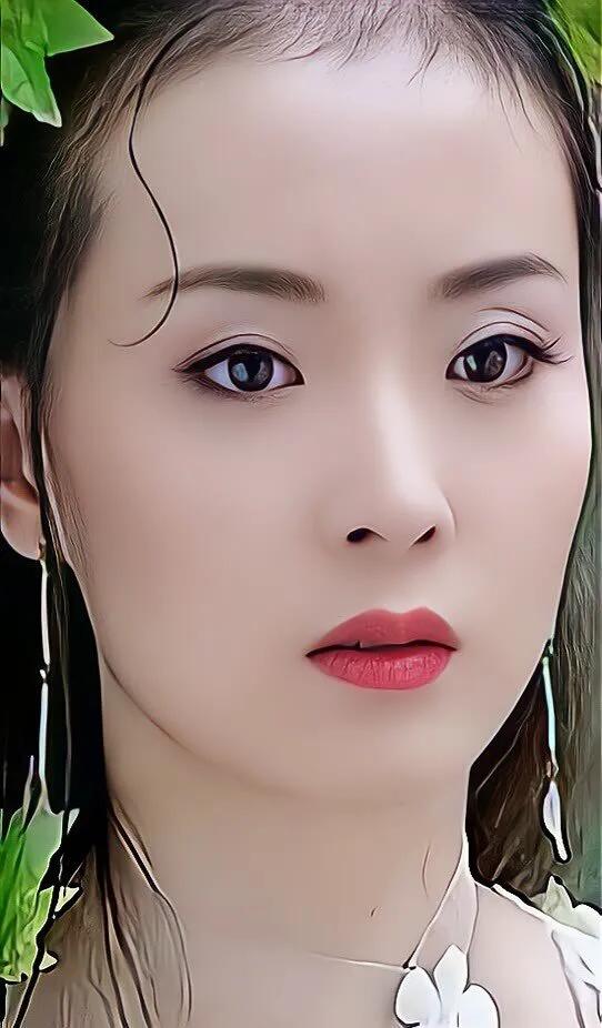 Wang Yan's appearance is at its peak, Bai Feifei is so beautiful - iNEWS