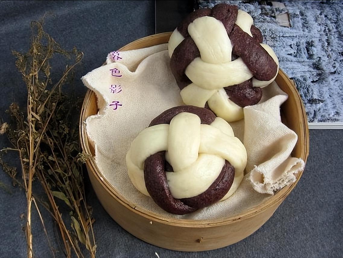 Steamed buns are always bad? 1 technique, just look at it, the steamed ...