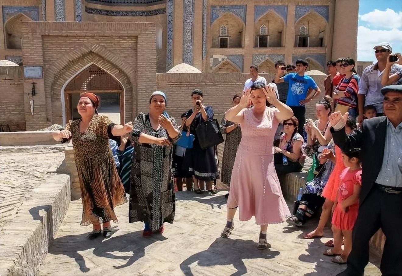 What kind of city is Samarkand where the SCO gathers? - iNEWS