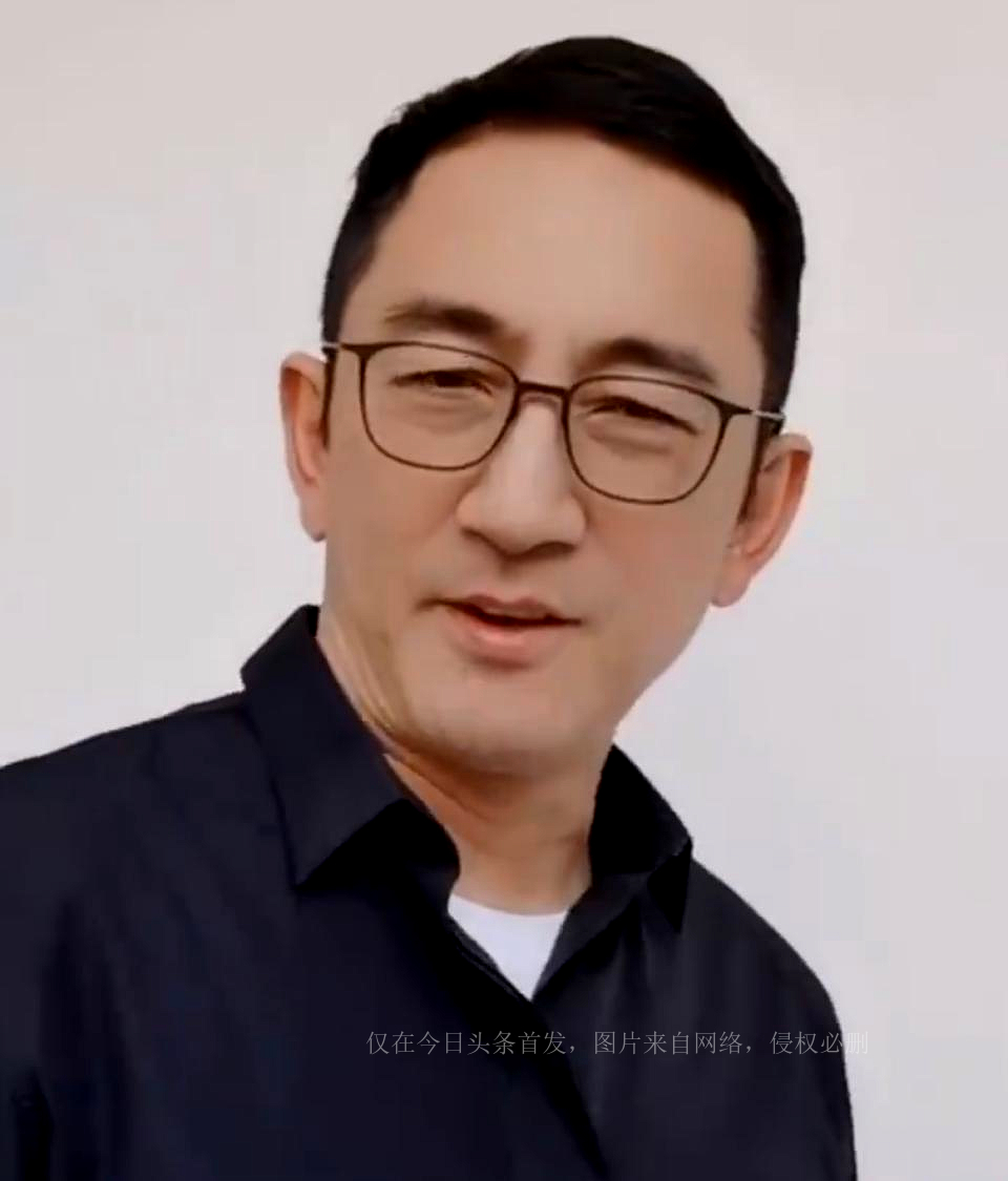 Wu Qihua posted a message to mourn the death of Wu Yaohan. It turns out ...