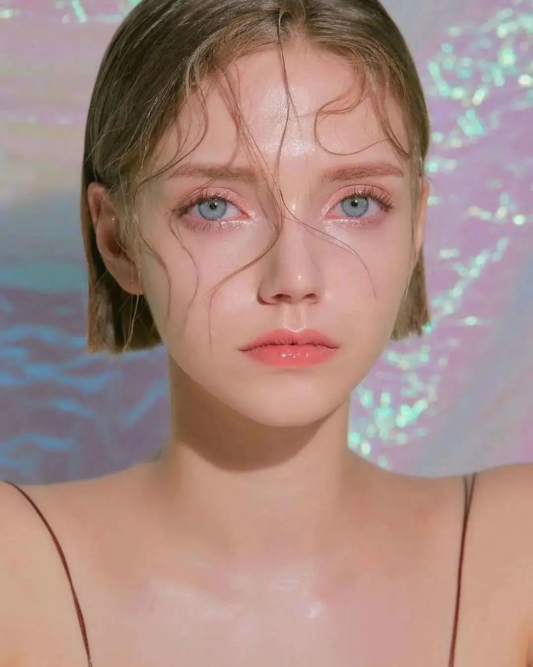 The 21-year-old German model became popular with her "elf beauty"!But ...