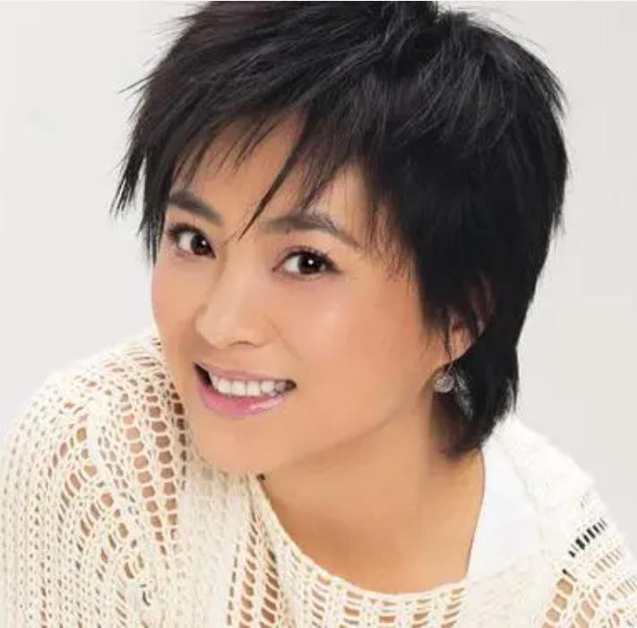 Li Lingyu: She remarried a wealthy foreign businessman at the age of 34 ...