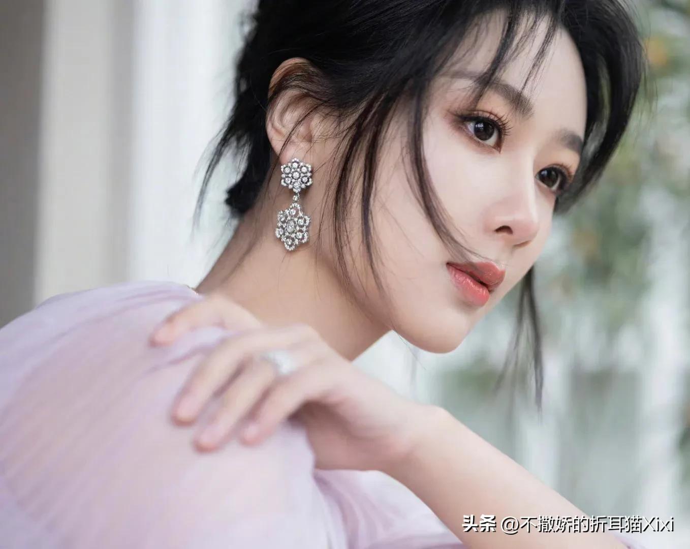 # The beautiful Yang Zi - iMedia
