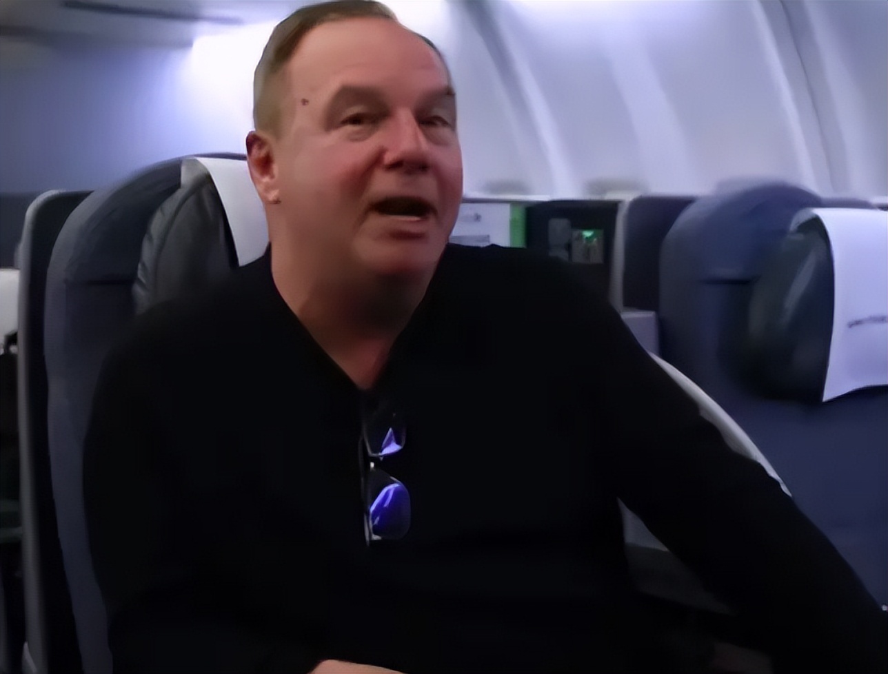 A man can fly 37 million kilometers in 30 years, which is equivalent to ...