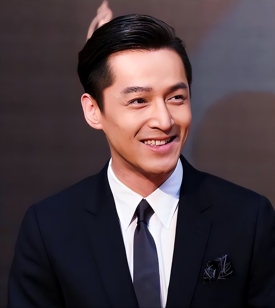 Hu Ge marries a female assistant, Song Joong Ki marries a divorced ...