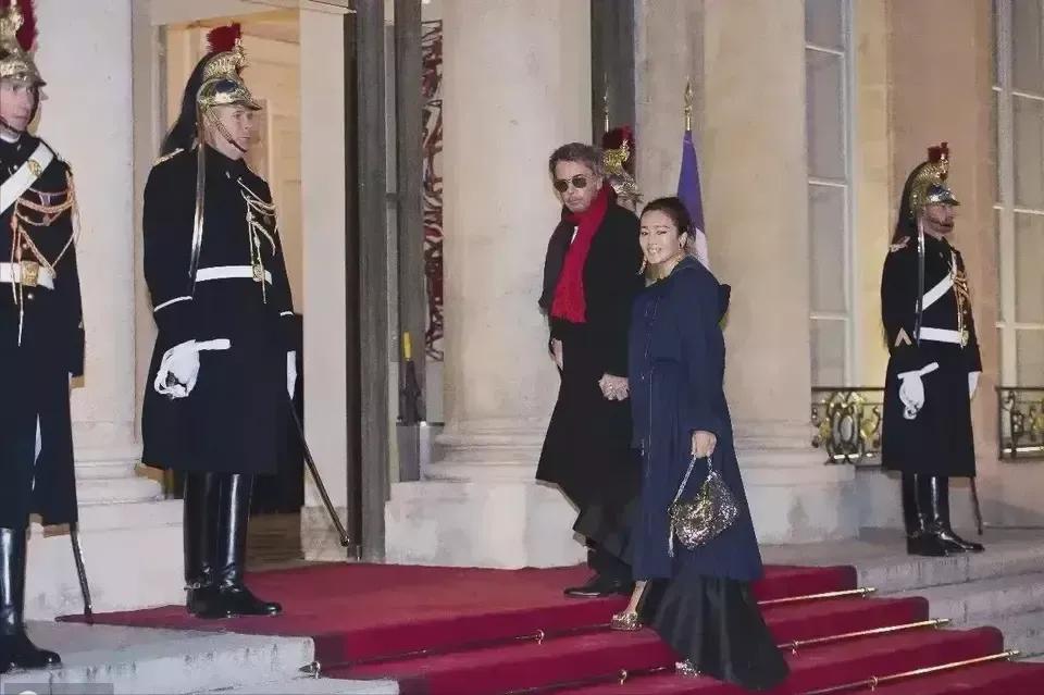 Gong Li accompanied French President Macron to visit China on the same ...