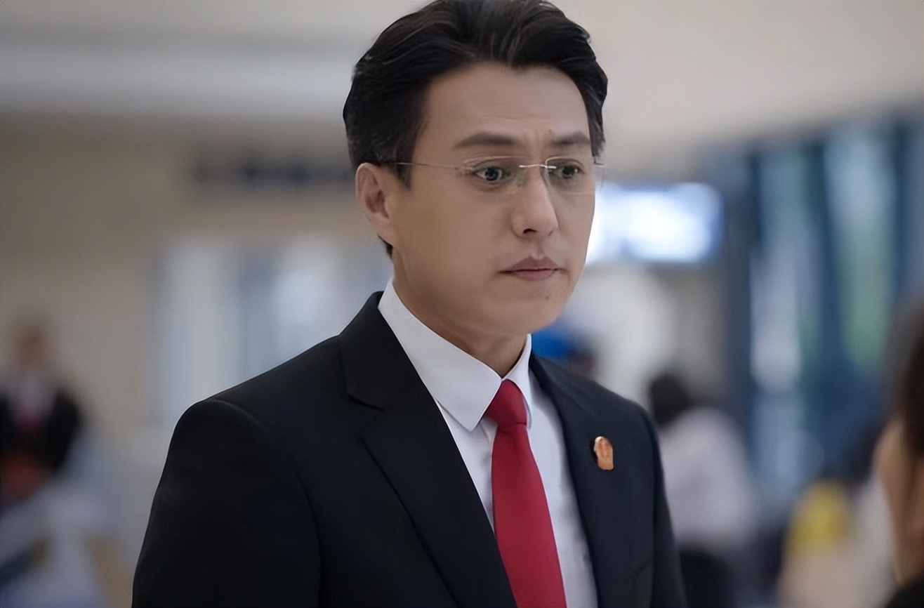 "Bottom Line" started, Jin Dong's acting was too hard, but he was ...