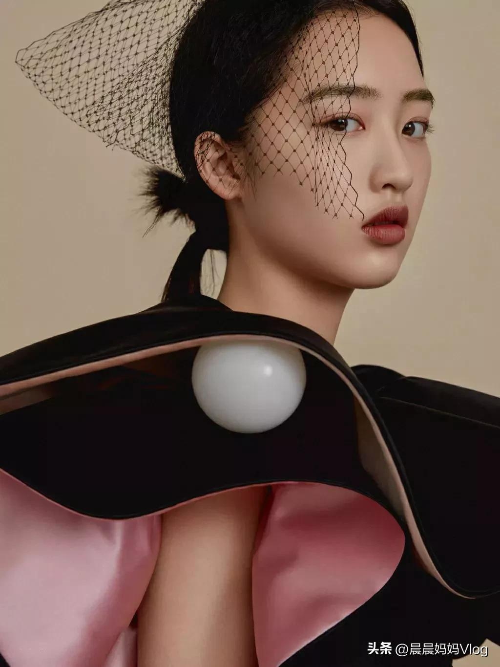 Share pictures - beautiful beauty Deng Enxi - iNEWS