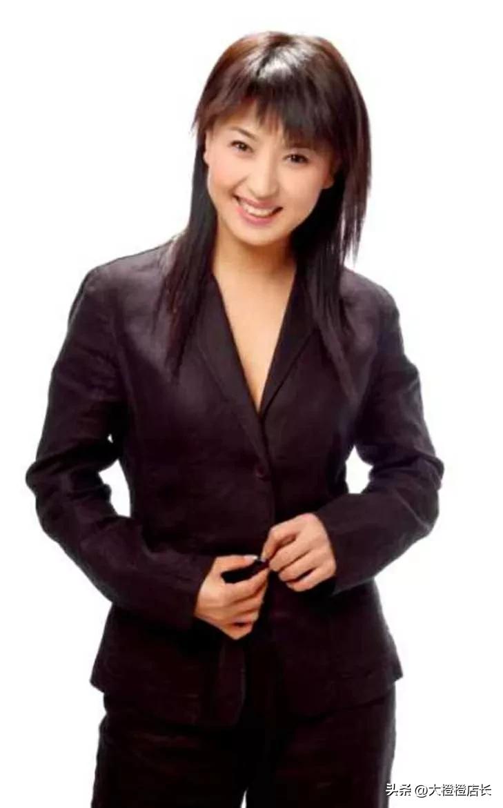 Temperament Goddess Yan Xuejing - iNEWS