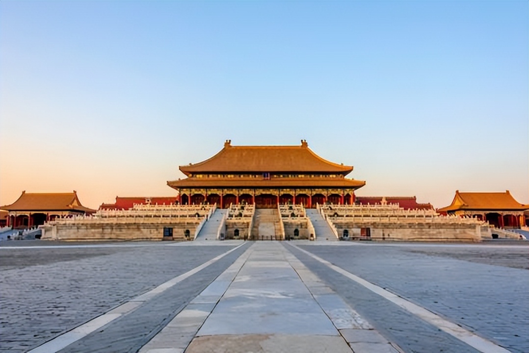 It almost became the new capital of China, which makes people wonder ...