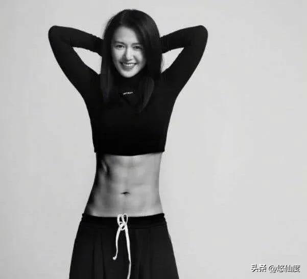 Eight pack abs goddess - iNEWS
