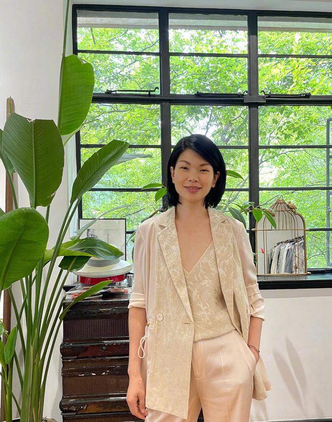 International supermodel Lu Yan moved out of the old house where she ...