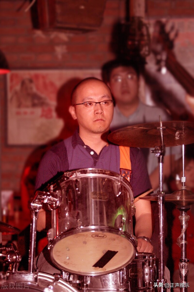 When Dou Wei was at his peak, even the queen Faye Wong confessed to him ...