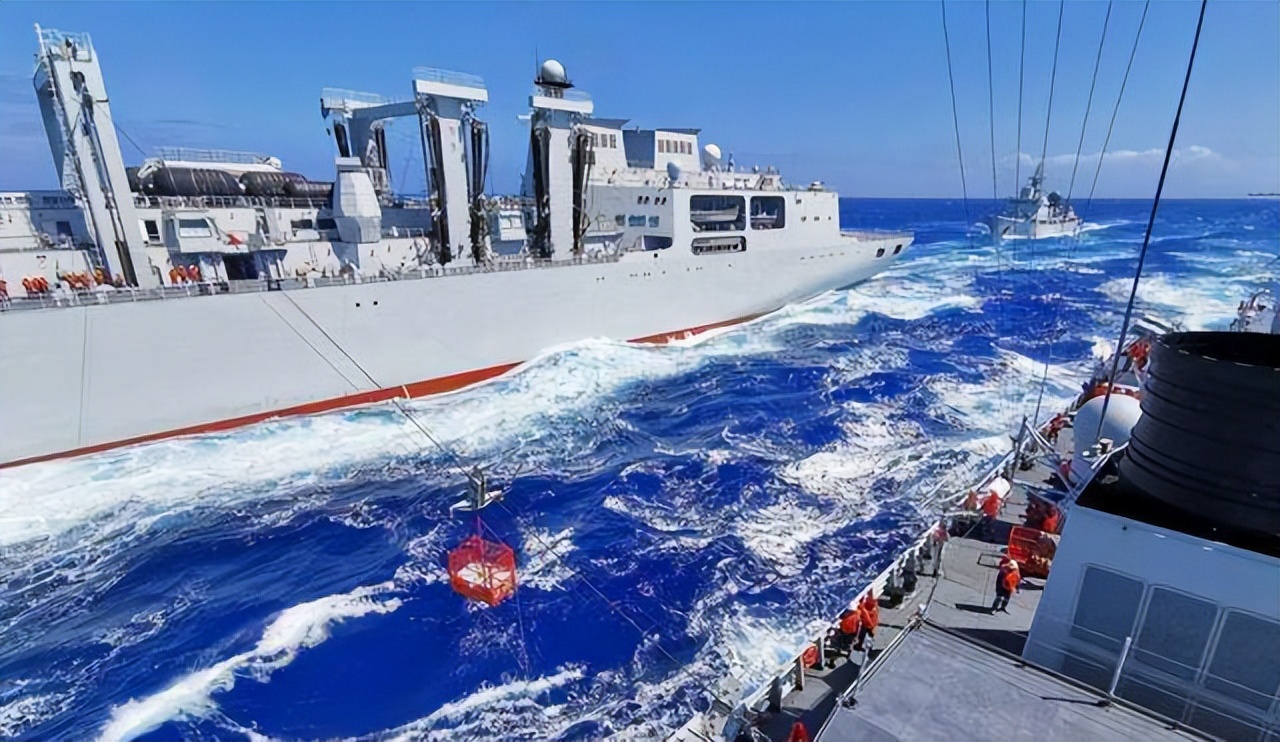 China's largest "nanny", the best companion of aircraft carriers, how ...