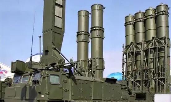 There was a loud noise from the launch base, 141 tons of ...