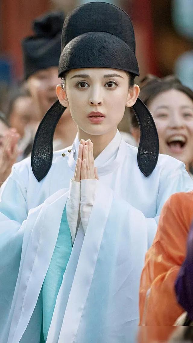 Female celebrity disguises herself as a man (Part 1), Ju Jingyi's ...