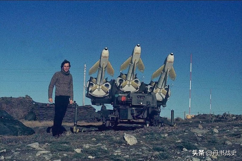 "Sea Cat" missile system, the world's first ship-based point defense ...