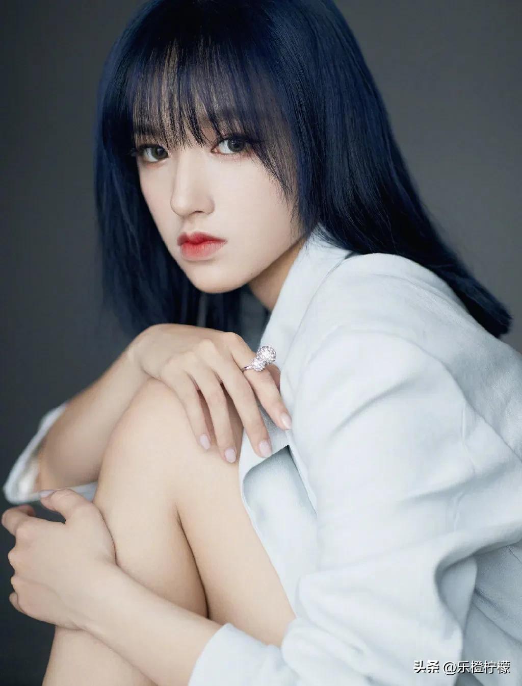 Leng Yan sexy lady Cheng Xiao, pure, beautiful, sharp - iNEWS