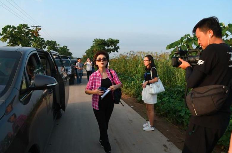 Haixia, the national face of CCTV: she became a beautiful anchor at 21 ...