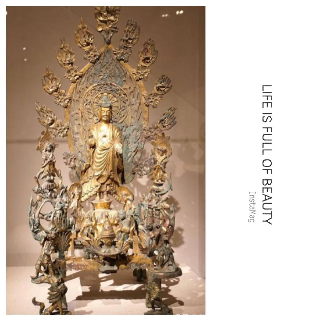 The Chinese mural "The Medicine Master's Sutra" has been "transformed ...