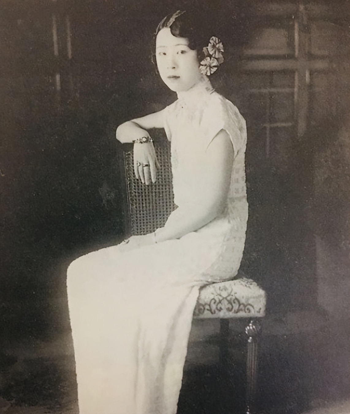 In 1943, at the age of 15, Li Yuqin was selected as a noble person ...