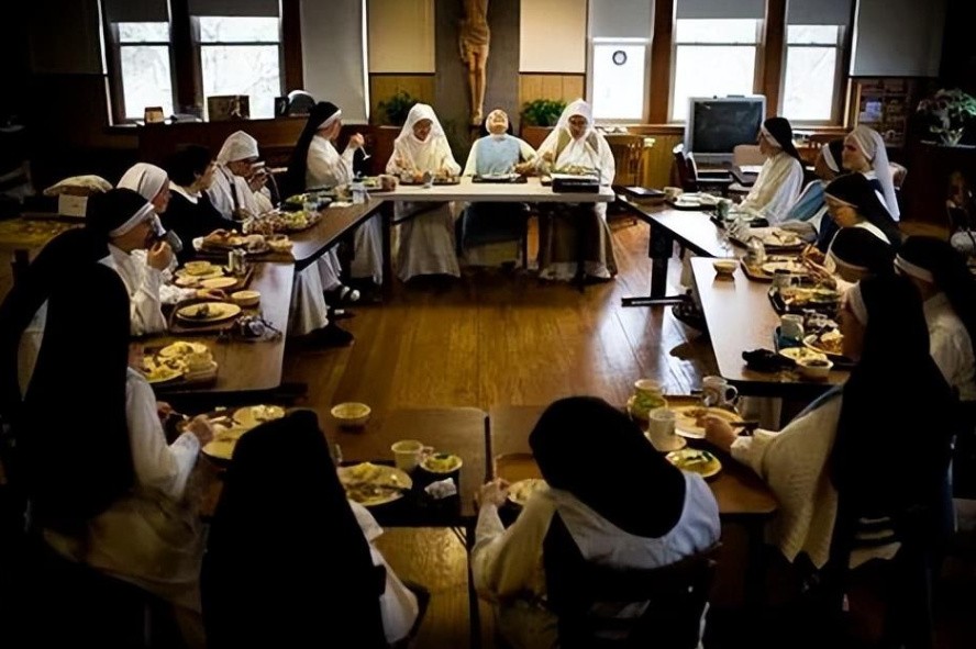 The Late Roman Empire: The Decline of Paganism Within Temples and ...