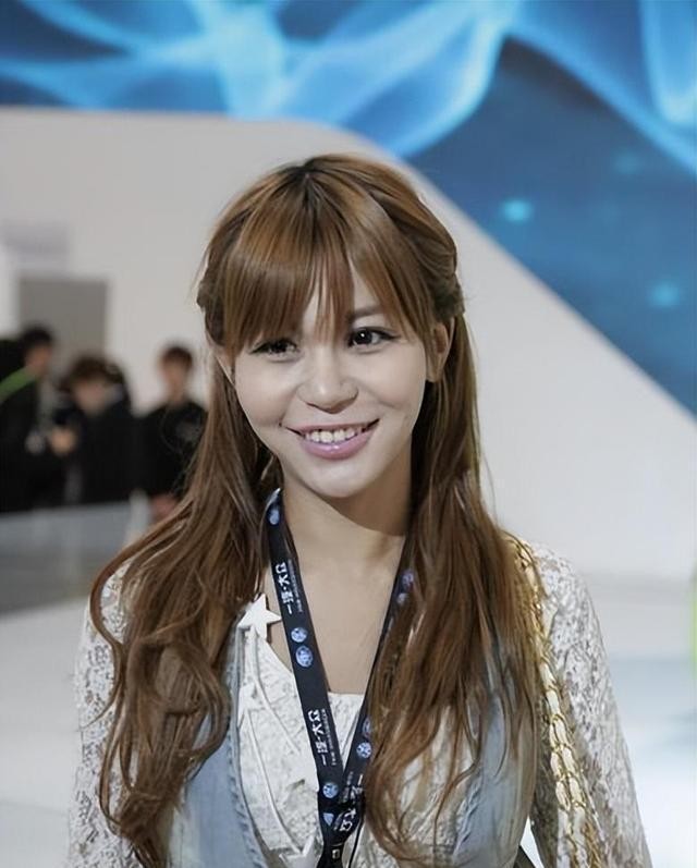 Mano would rather cry in a BMW than laugh on a bicycle. The difference ...