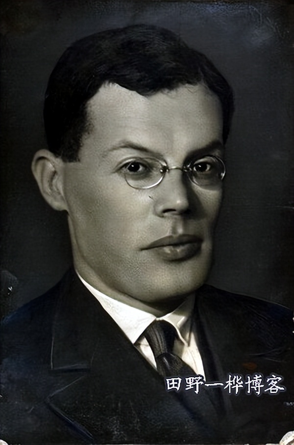 166. "Joining" writers in the Soviet era - iNEWS