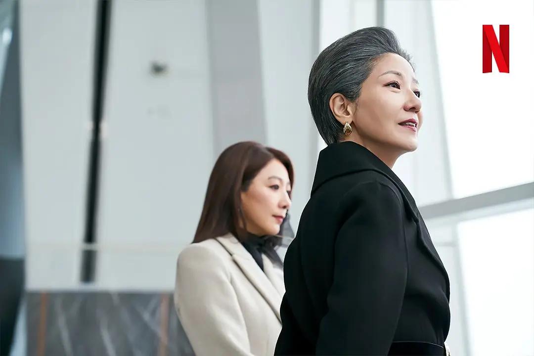 Kim Ai Ai Wen Suli's combined output, taking over "Dark Glory ...