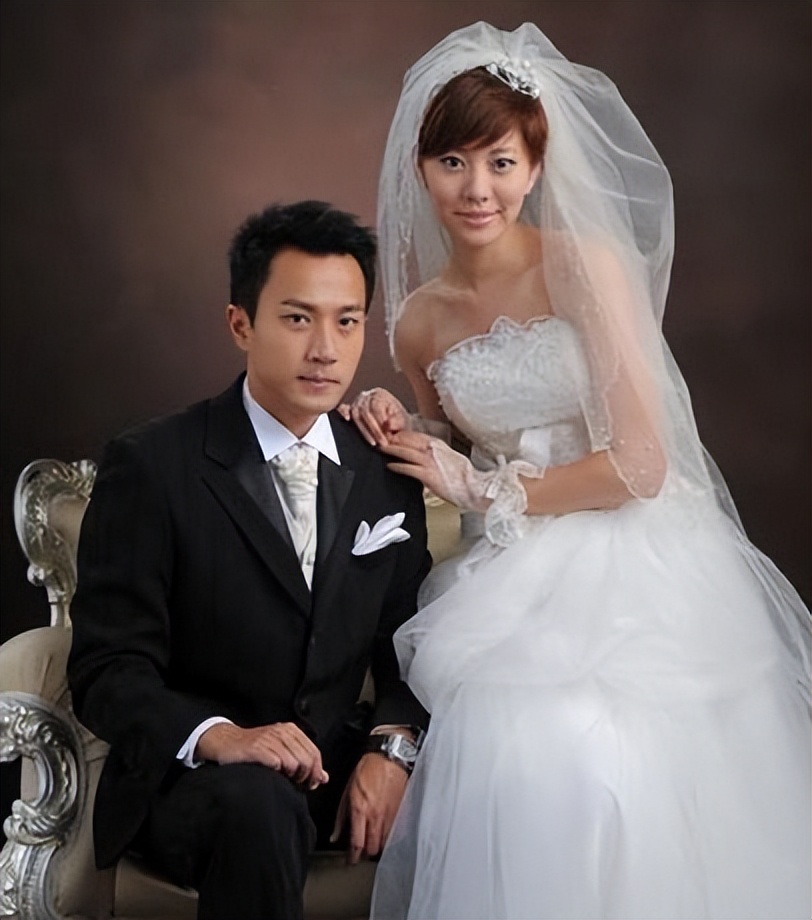 The model champion entered the industry, and cooperated with Lu Yi and ...