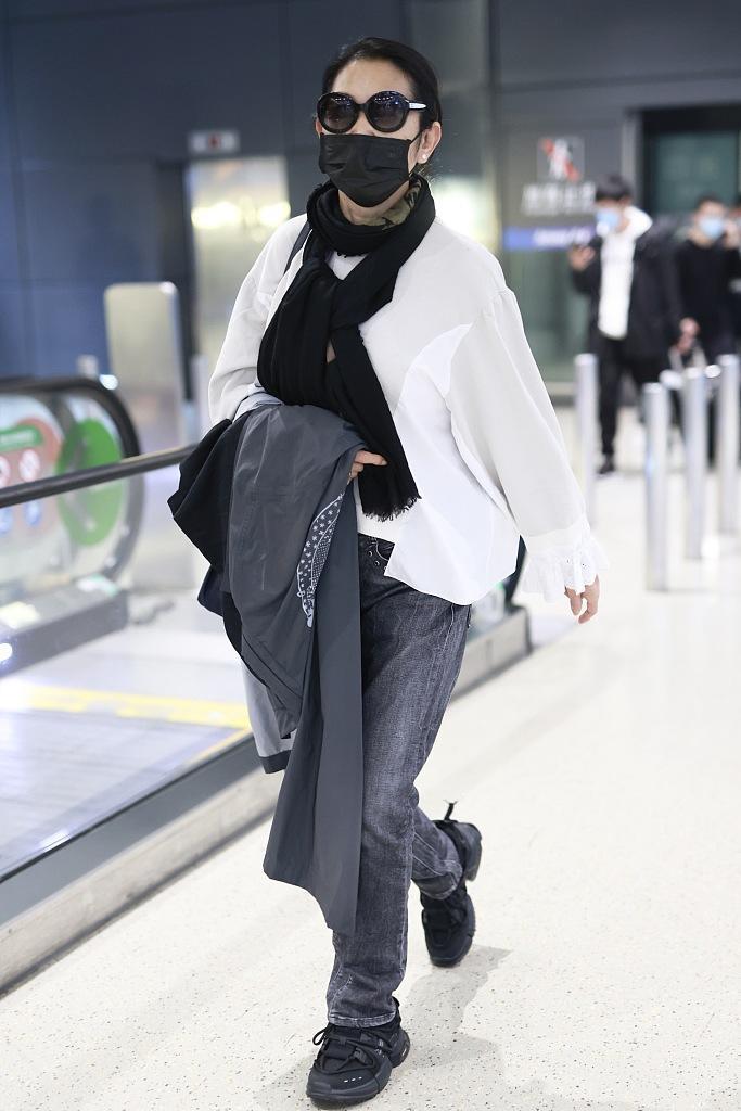 The famous Chinese TV host "Ni Ping" - iMedia