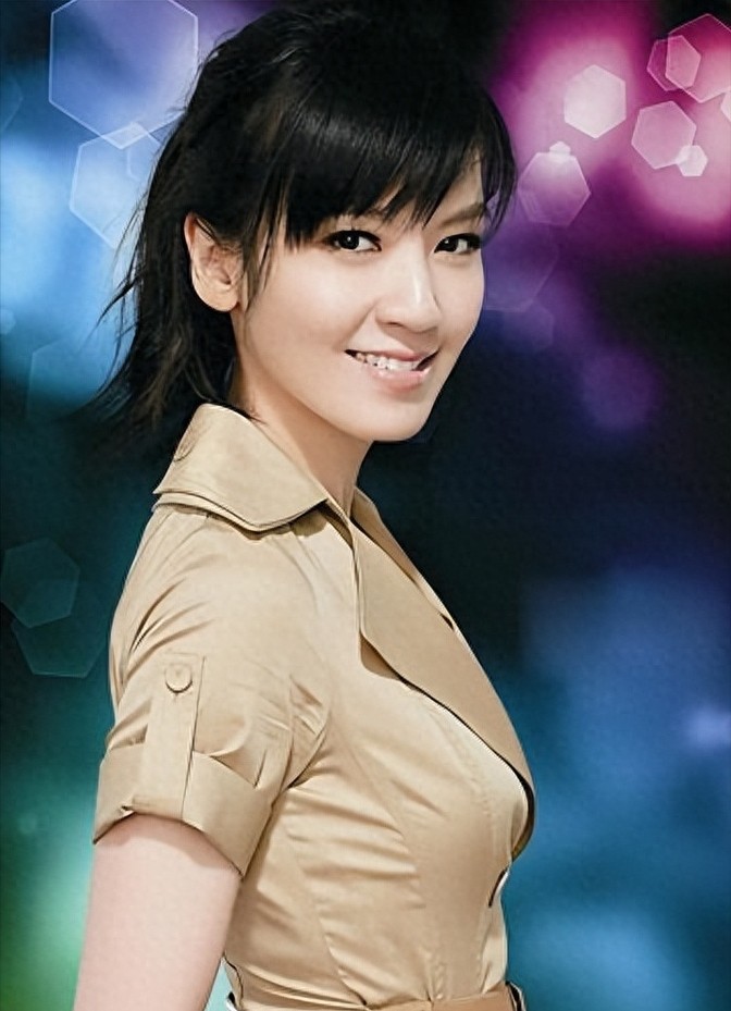 17 relationships seamlessly connected, 49-year-old hot body, she is ...