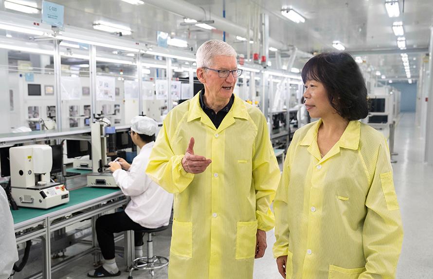 Apple CEO Cook visits China again to discuss supply chain cooperation ...