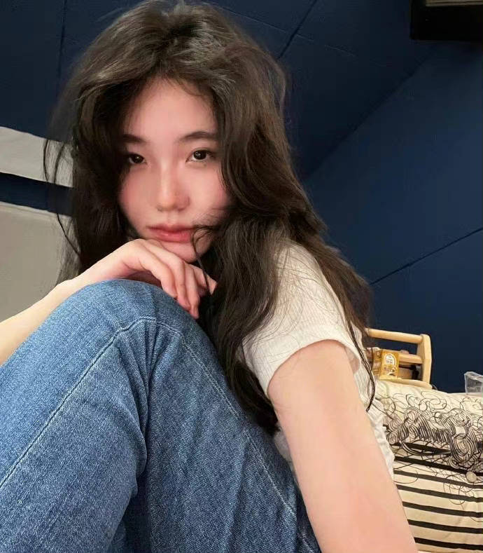 A recent photo of Xiao S's second daughter is on the hot search ...