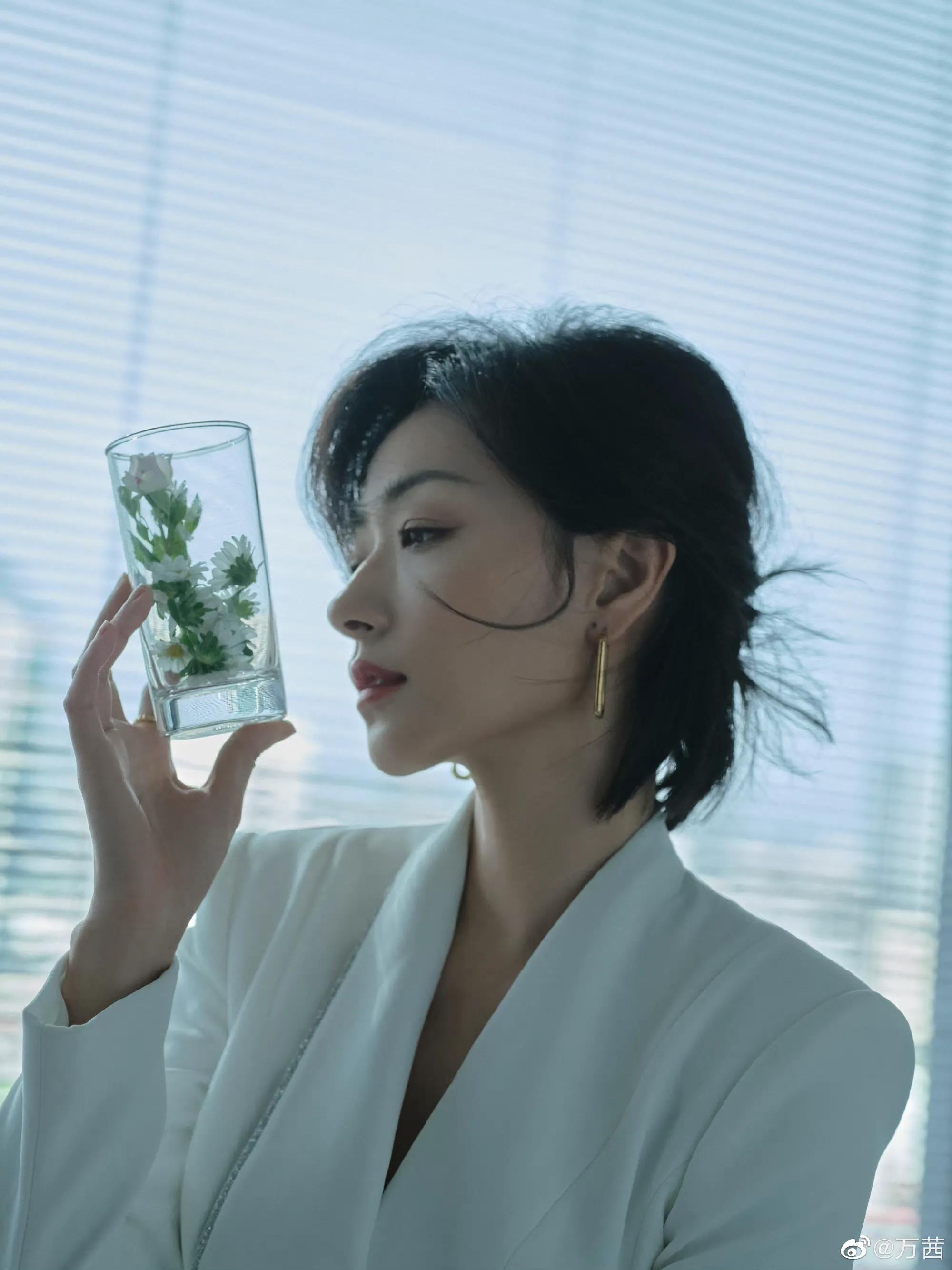 Beautiful pictures of Wan Qian - iNEWS